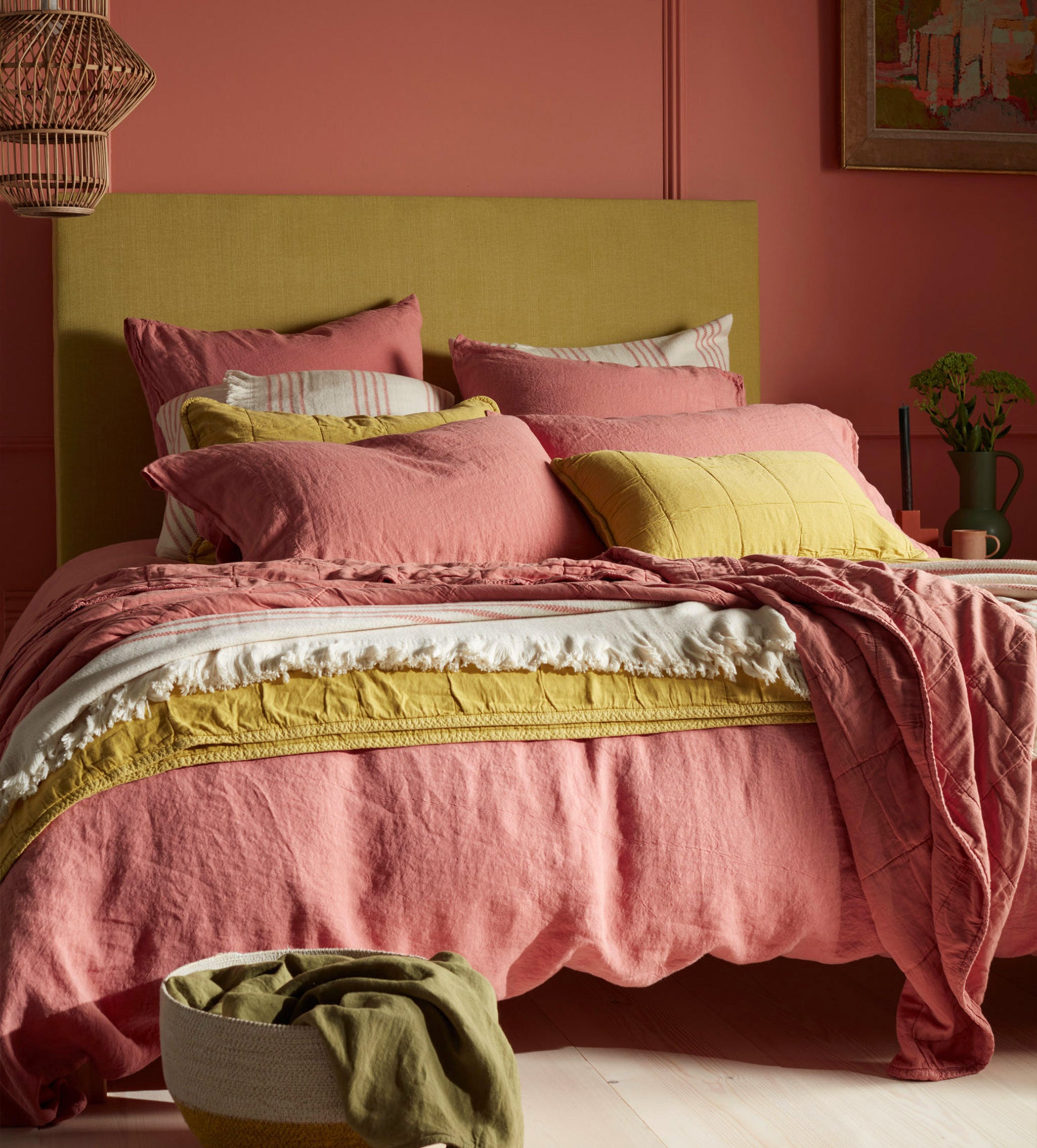 Luxury Bedding, Bed Linen, Duvets, Pillows | Secret Linen Store