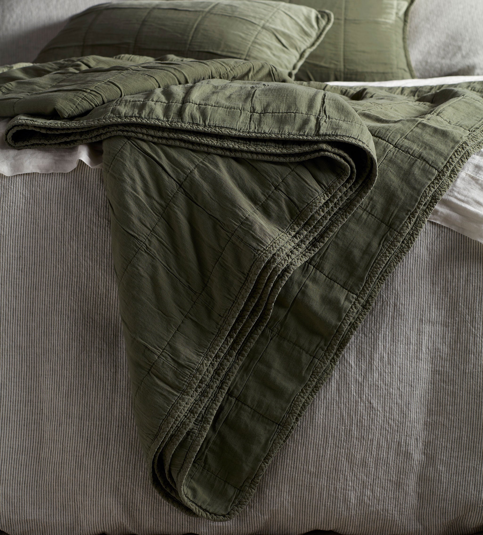 Olive Green Finn 100% Cotton Quilted Throw | Secret Linen Store